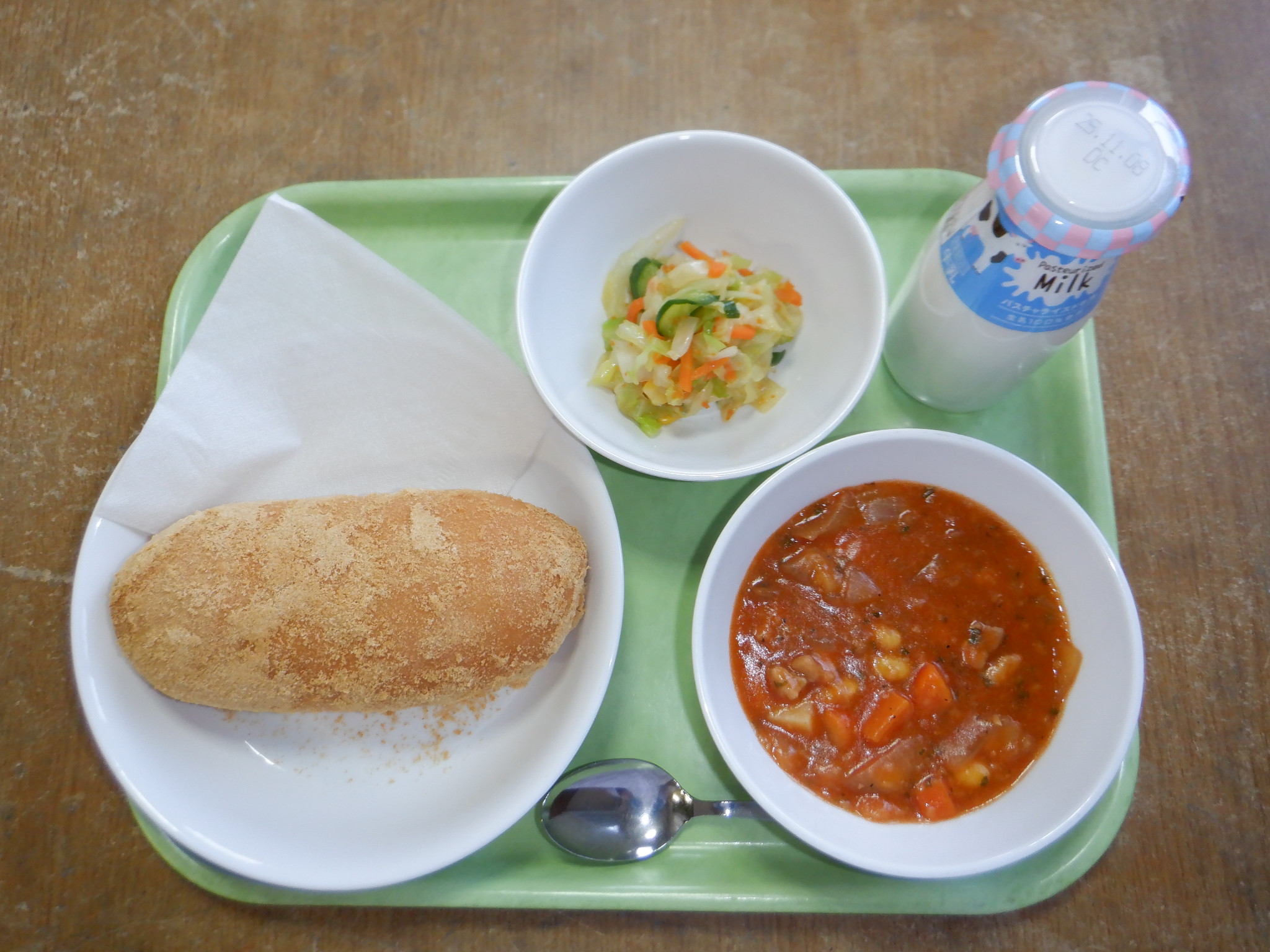 滝合小学校の給食に「日野産大豆復活プロジェクト」の大豆を使っていただきました！ - TUKURU